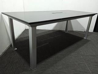 Okamura Meeting Table A0056342｜Office market Happy Thailand