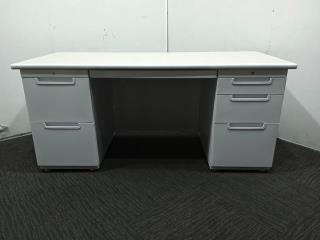 Okamura Desk with Drawers on each side A0056697｜Office market Happy ...