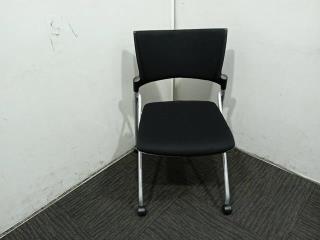 Itoki Stacking Chair A0057557｜Office market Happy Thailand