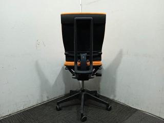 Itoki Office Chair A0060407｜Office market Happy Thailand