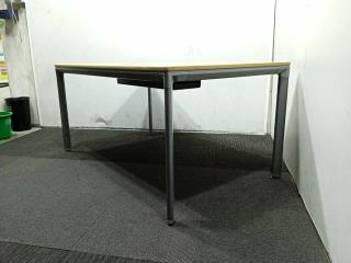 Okamura Meeting Table A0060484｜Office market Happy Thailand
