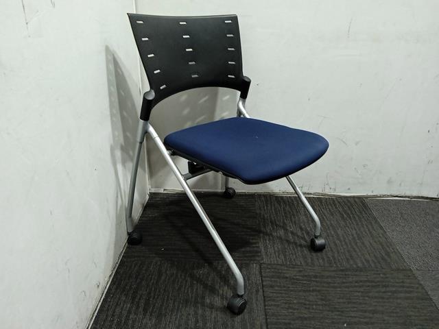Itoki Stacking Chair A0061370｜Office market Happy Thailand