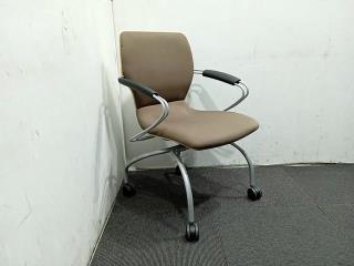 Itoki Meeting Chair A0061733｜Office market Happy Thailand