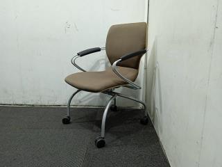 Itoki Meeting Chair A0061733｜Office market Happy Thailand