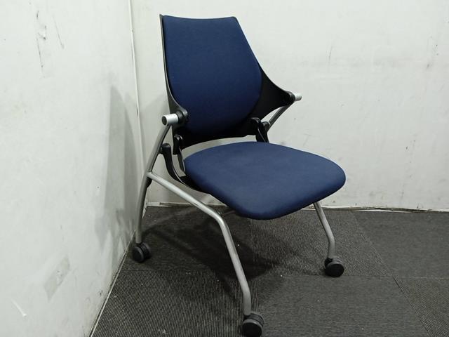 Itoki Stacking Chair A0063112｜Office market Happy Thailand