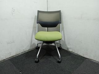 Itoki Stacking Chair A0069602｜Office market Happy Thailand