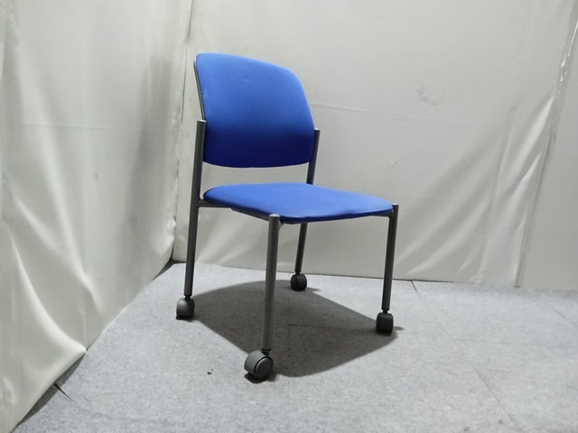 Itoki Stacking Chair A0074947｜Office market Happy Thailand