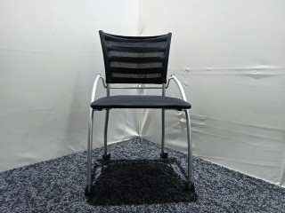 Itoki Stacking Chair A0075132｜Office market Happy Thailand