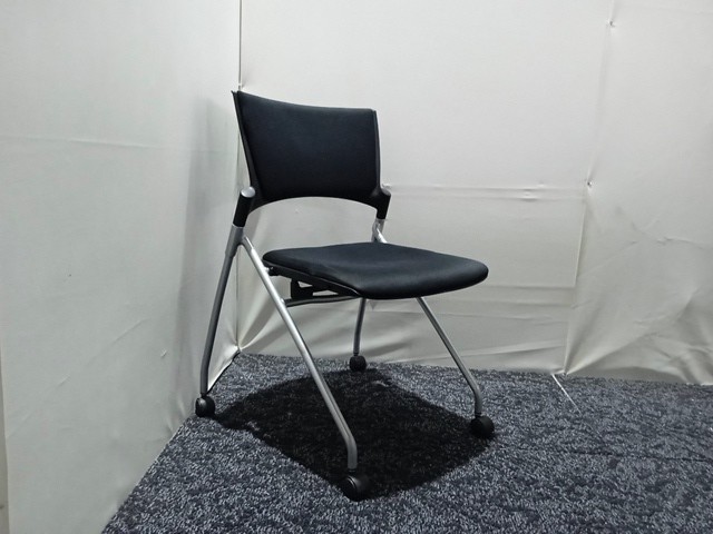 Itoki Stacking Chair A0076154｜Office market Happy Thailand